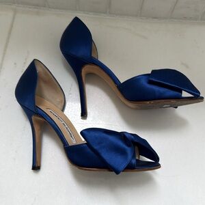 Manolo Blahnik | Shoes | Manolo Blahnik Blue Stiletto Heels With Bow 4 ...